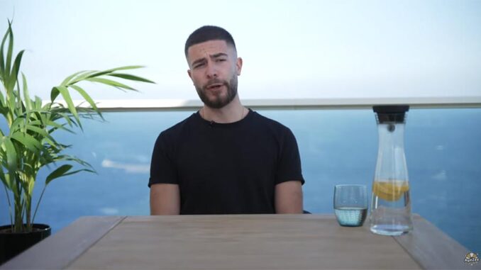AyeZee and Roshtein's Feud Exposes Murky Waters of Casino Streaming ...